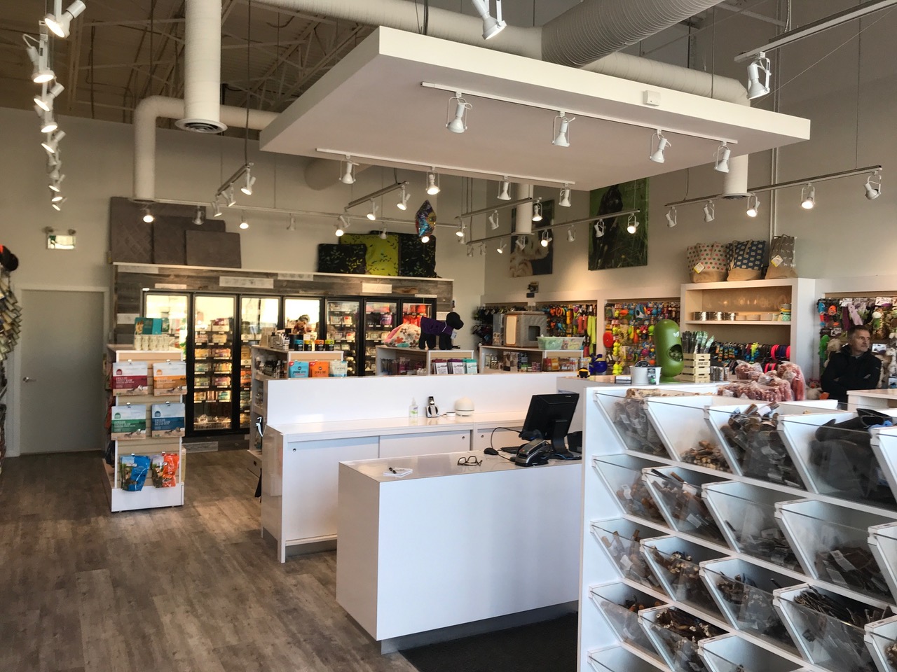 Pet Stores Edmonton Shopping Guide | The Bone & Biscuit