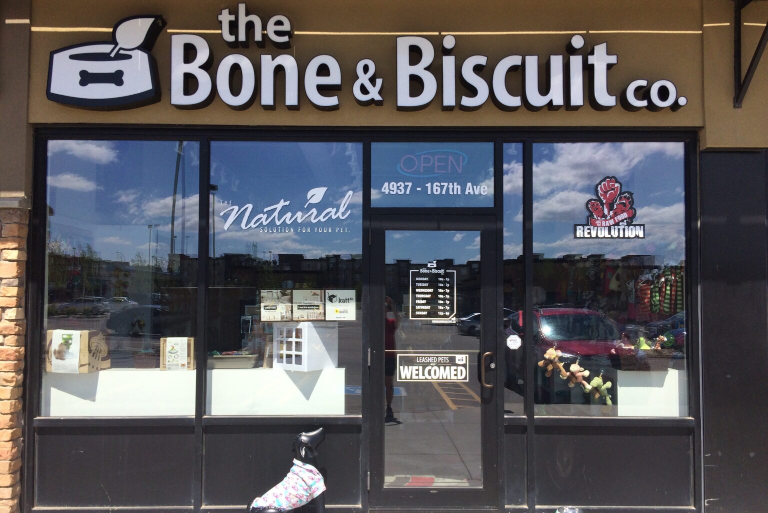 Pet Stores Edmonton Shopping Guide | The Bone & Biscuit